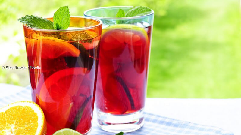 ᐅ So schmeckt der Sommer: Frische Sommer-Bowlen mit und ohne Alkohol